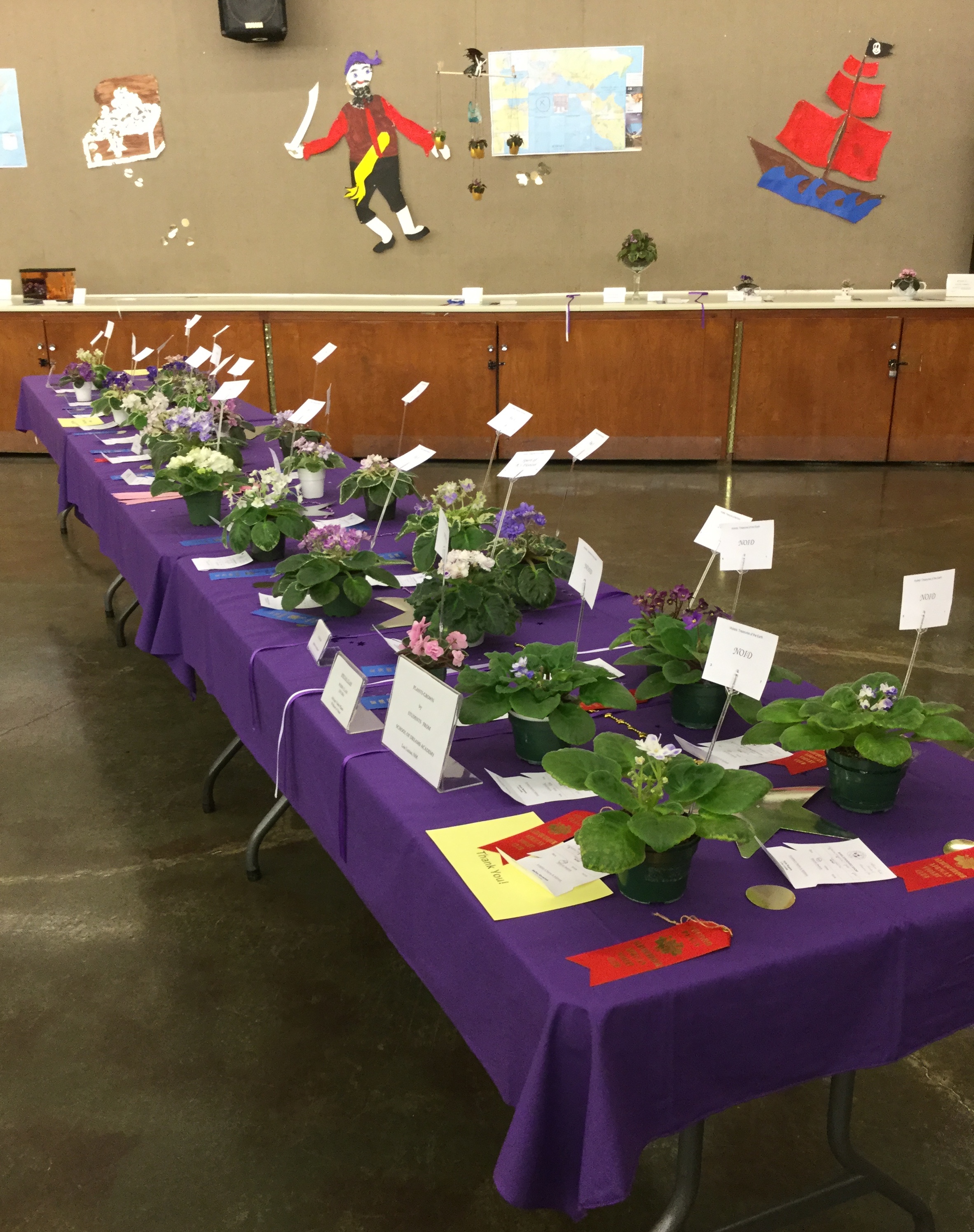 An African Violet Easter - Larada Horner-Miller, Author